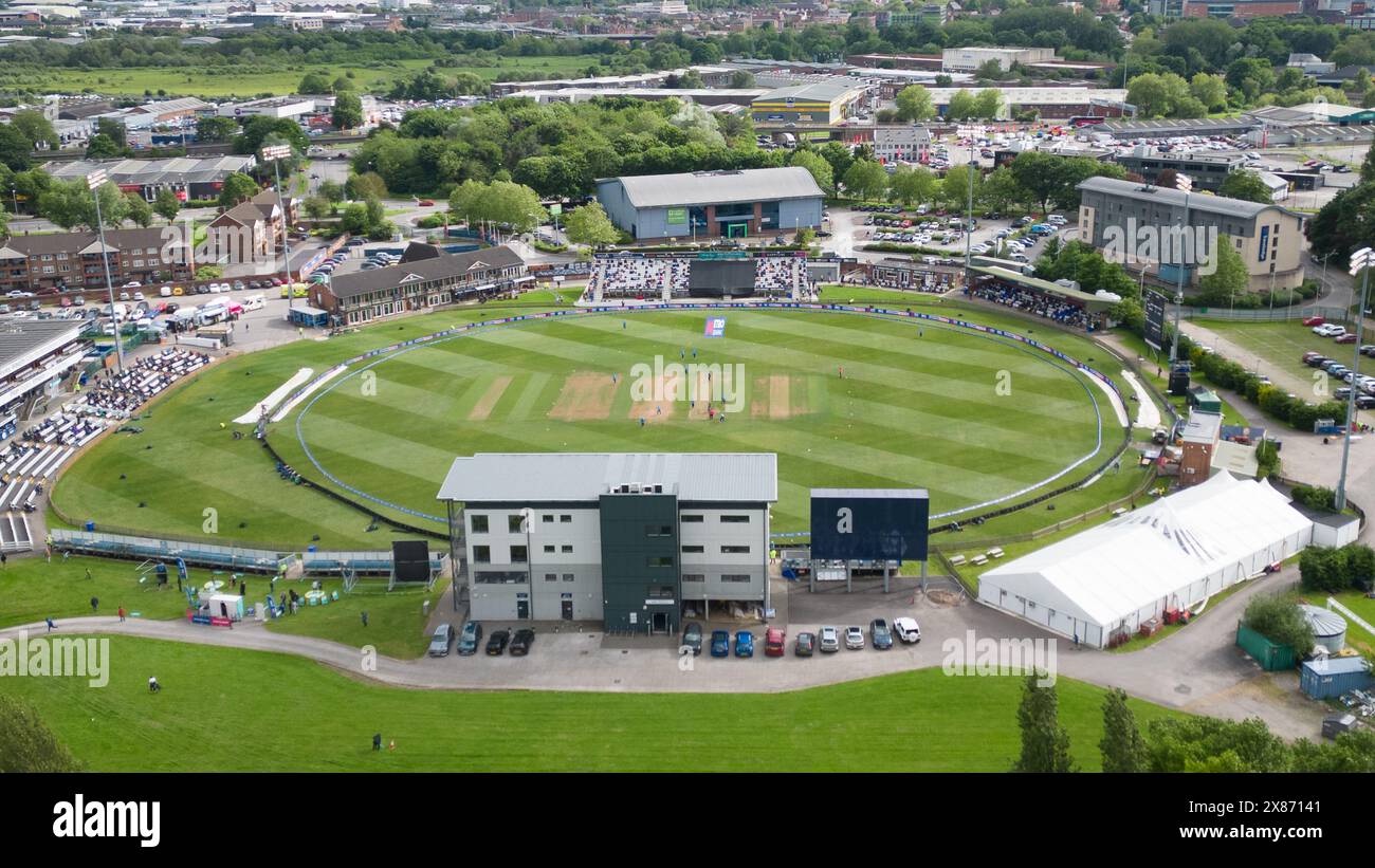 Aerial view county cricket ground hi-res stock photography and images ...