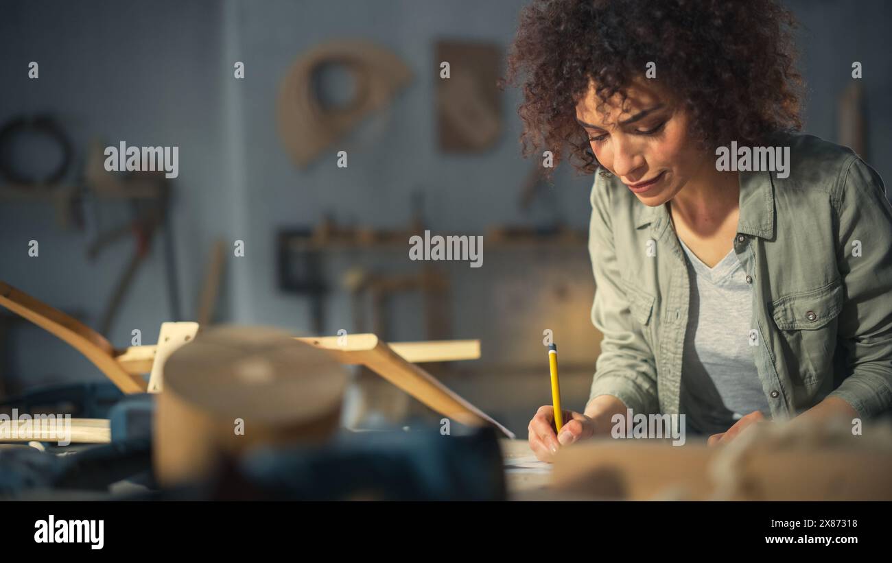 Female carpenter dark hair hi-res stock photography and images - Alamy