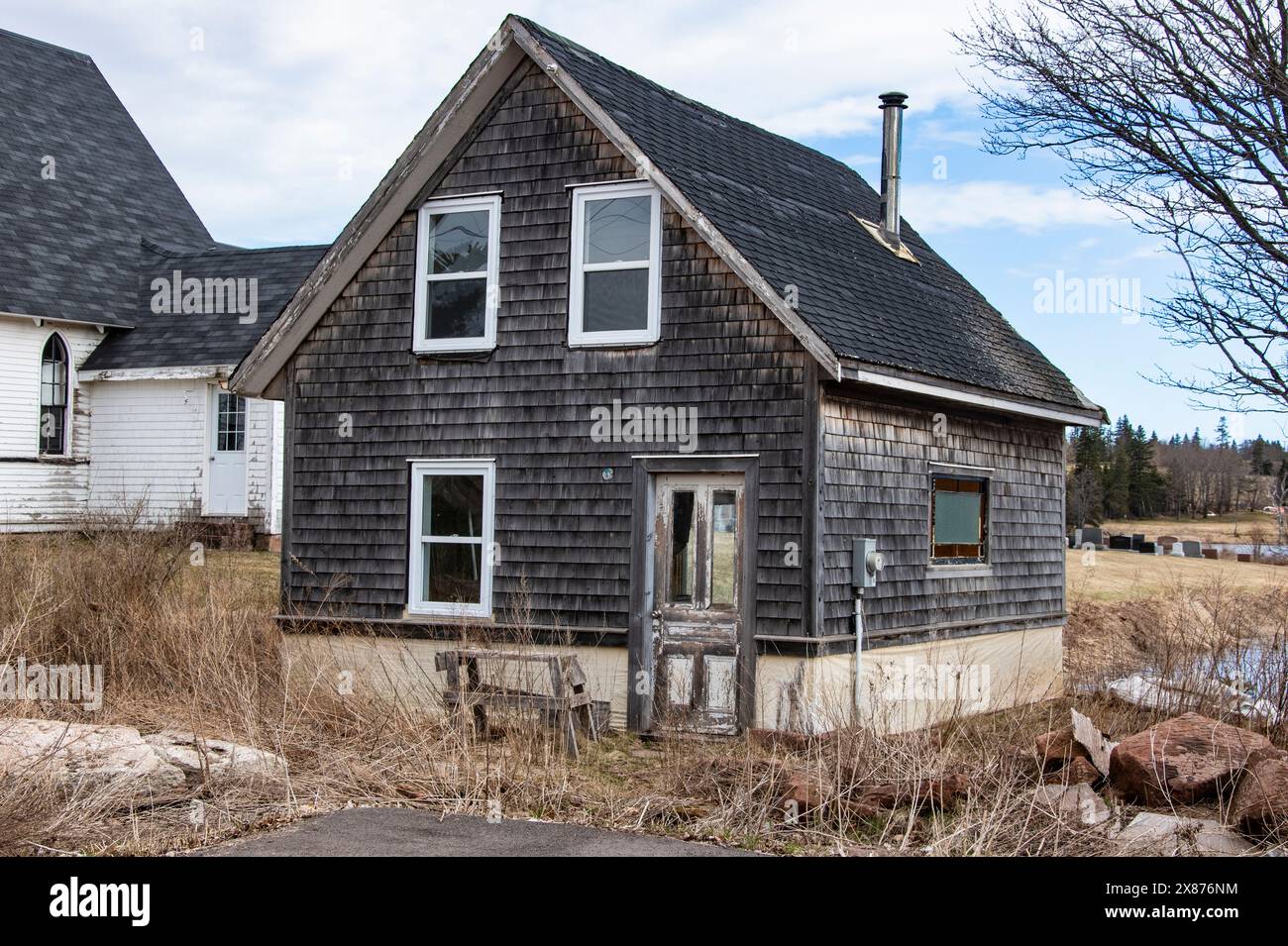 Spring water dilapidated rural houses hi-res stock photography and ...