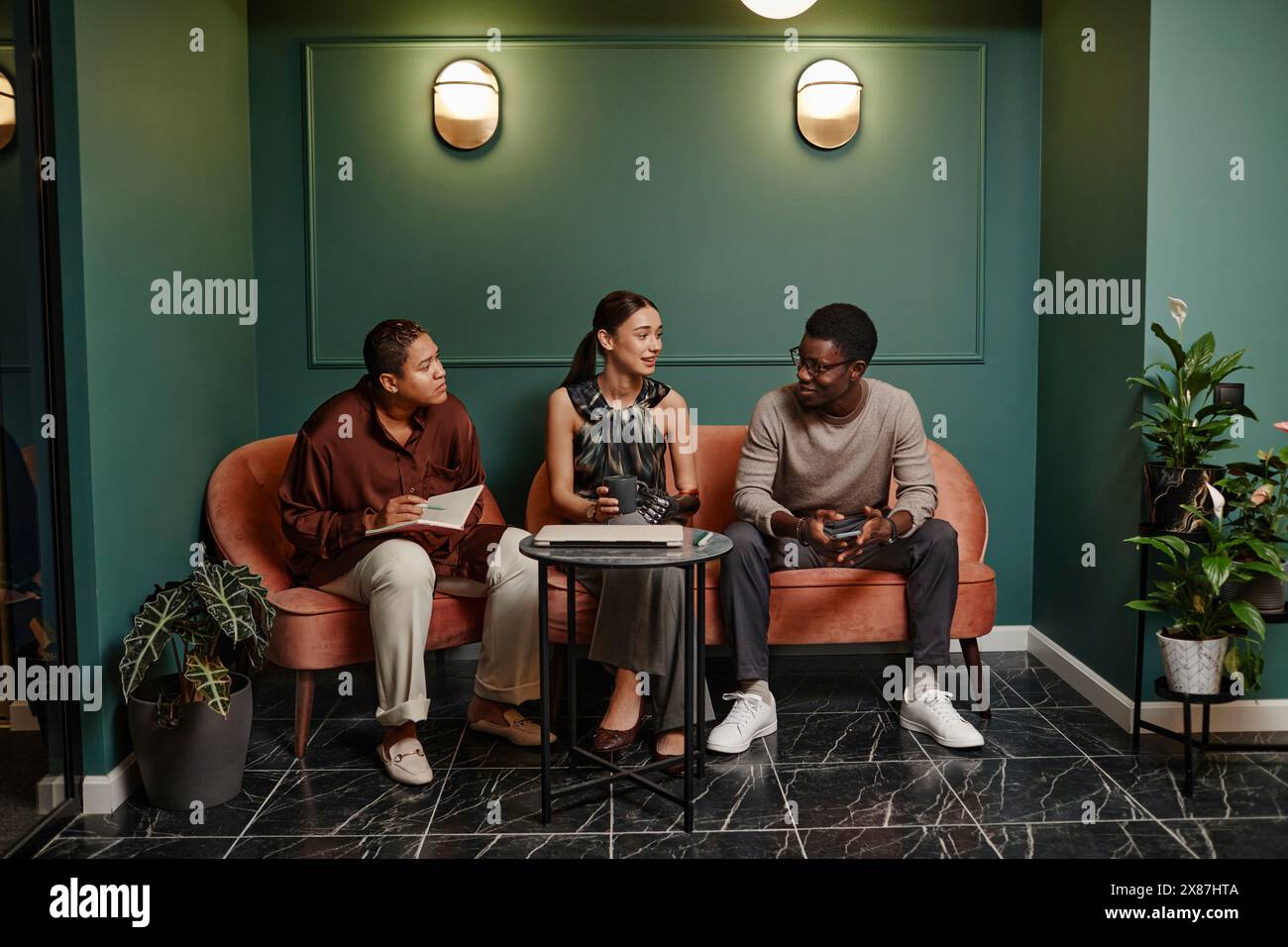 Diverse male colleagues hi-res stock photography and images - Alamy