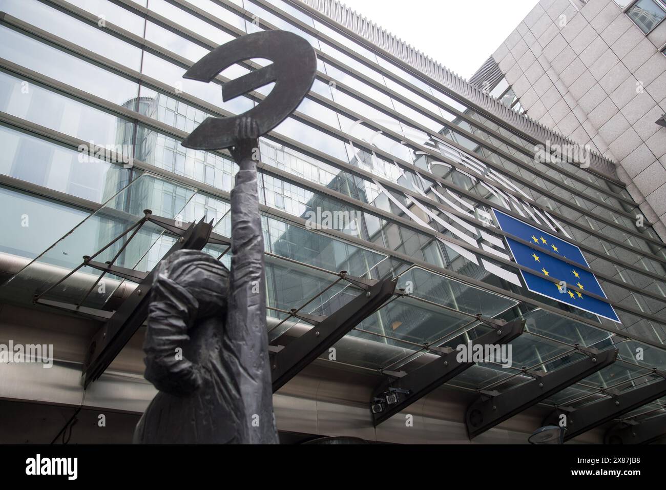 Bronze statue Europe from 1993 by May Claerhout, statue of Europa ...