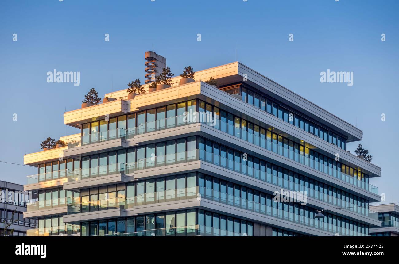 Germany, Bavaria, Munich, Exterior of modern apartment building Stock ...