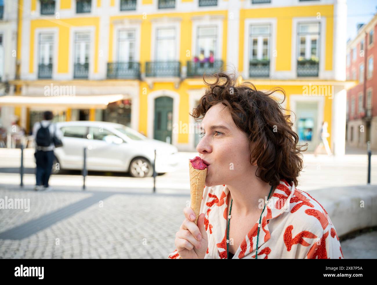 Ice cream building hi-res stock photography and images - Alamy