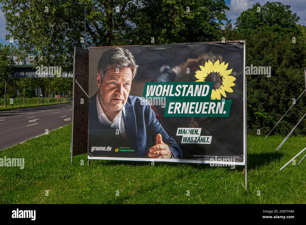 Wahlplakate zur Europawahl am 9. Juni 2024 sind Düsseldorf NRW zu sehen ...