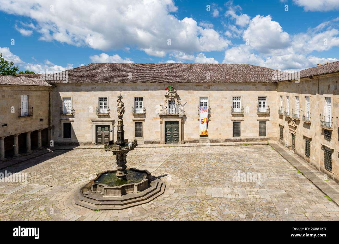the Chafariz dos Castelos (fountain) , Braga, Minho, Portugal Stock ...