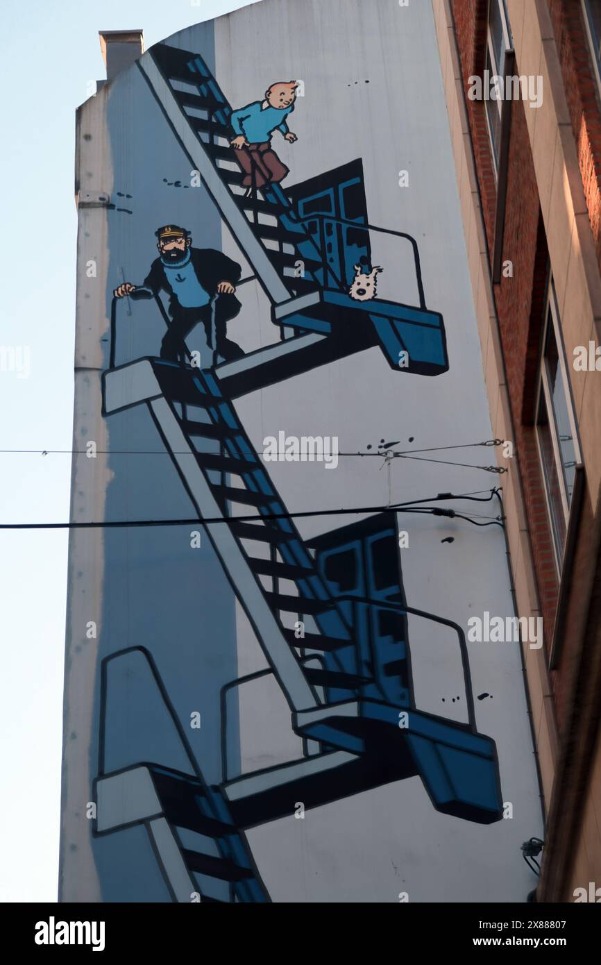 Tintin Comic Mural on a wall 37 Rue de l’Etuve, Brussels Belgium Stock ...