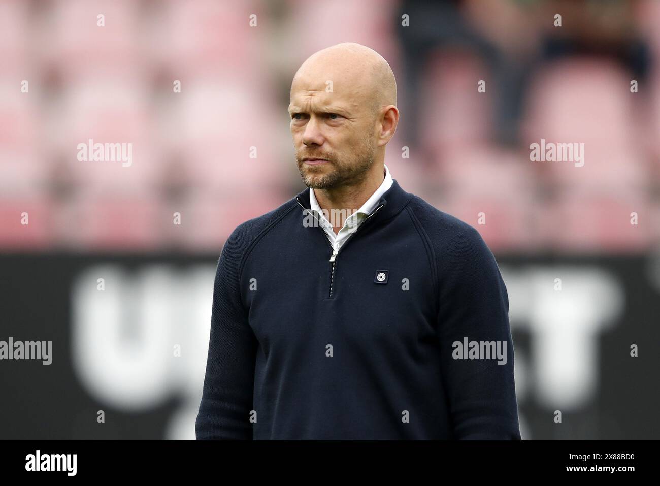 NIJMEGEN - Go Ahead Eagles assistant coach Dennis van der Ree during ...