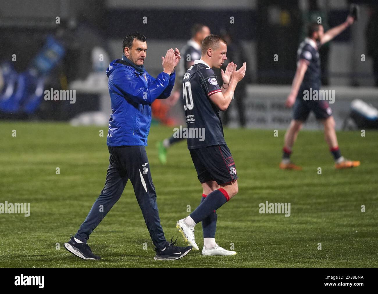 Raith Rovers manager Ian Murray applauds the fans following the cinch ...