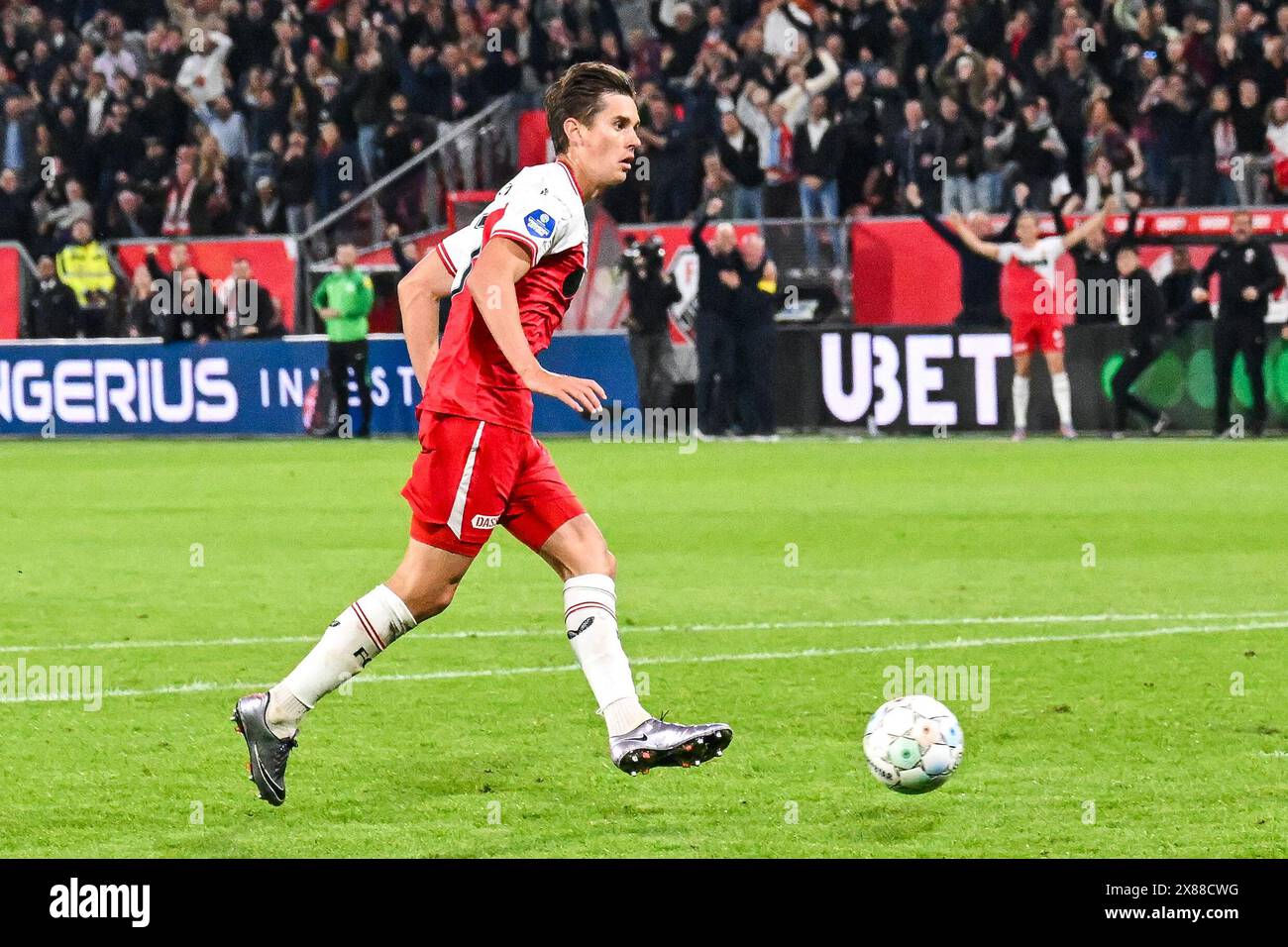 UTRECHT - Victor Jensen of FC Utrecht scores the 3-1 during the semi ...