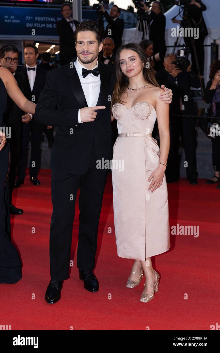 Mallory Wanecque, François Civil depart the "L'Amour Ouf" (Beating ...