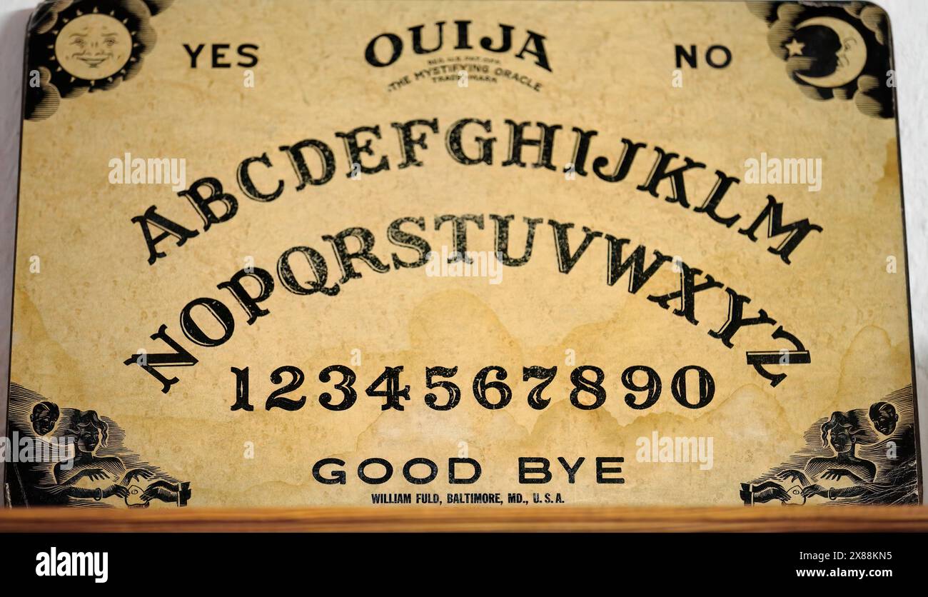317 Vintage ouija board, American made in Baltimore in 1919 under the ...