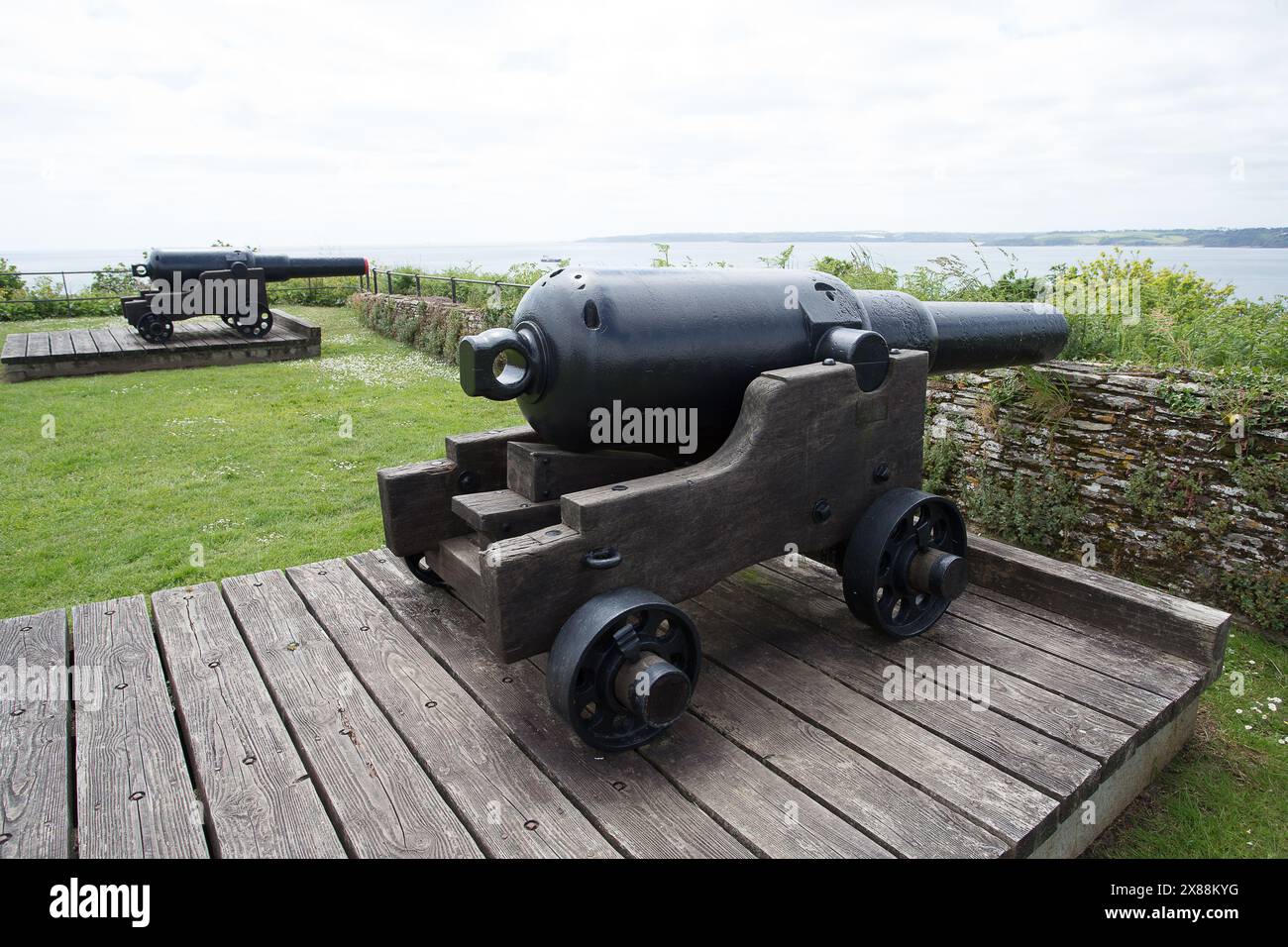 Pendennis castle tudor hi-res stock photography and images - Alamy