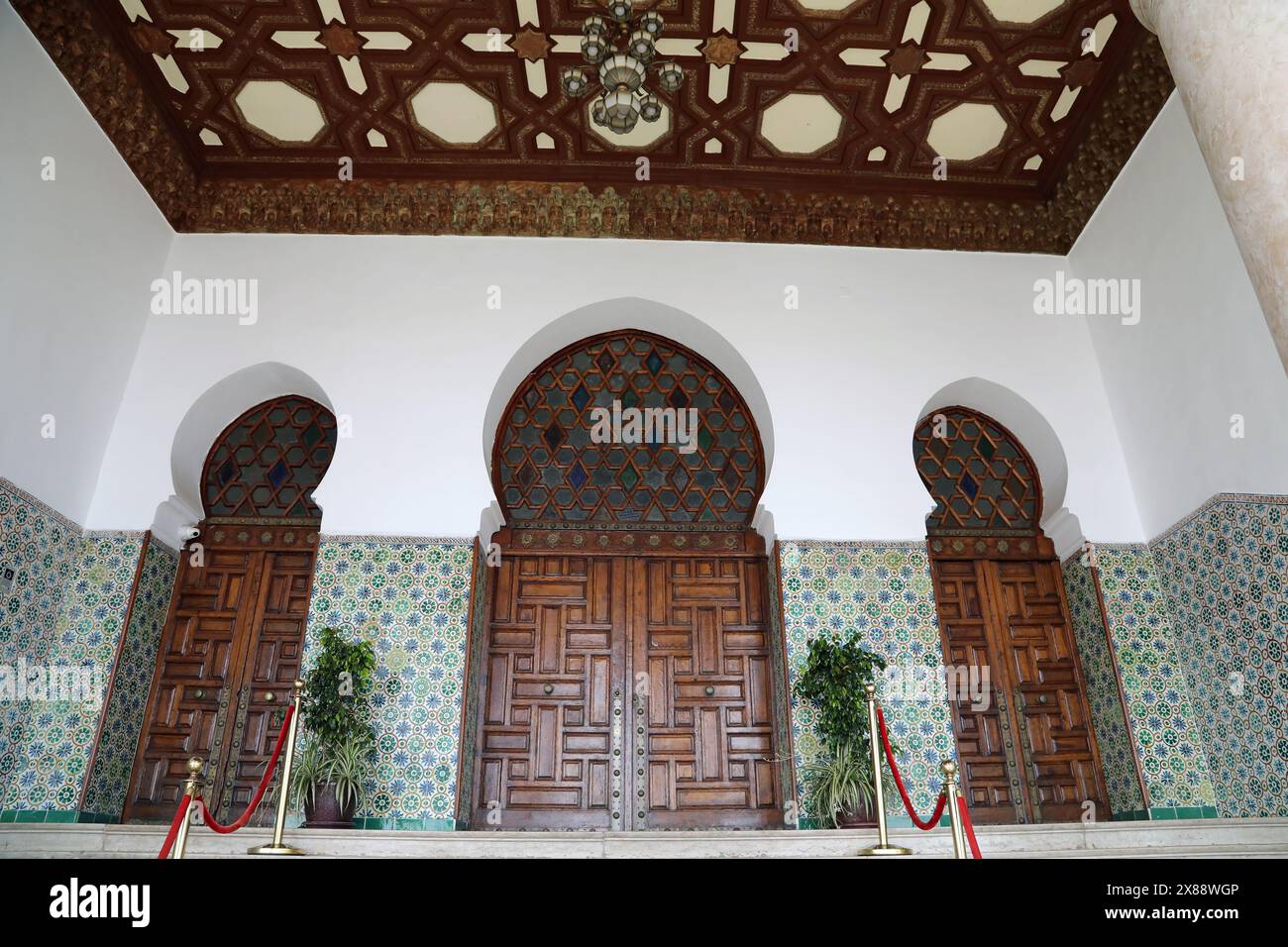 Algerian corniche hi-res stock photography and images - Alamy
