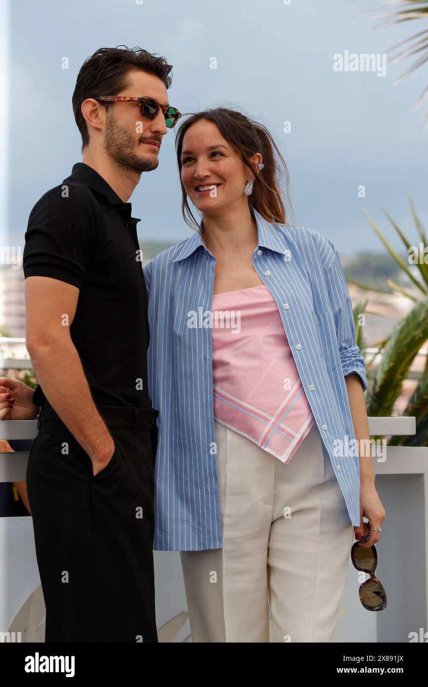 CANNES, FRANCE - MAY 23: Pierre Niney and Anais Demoustier attend the ...