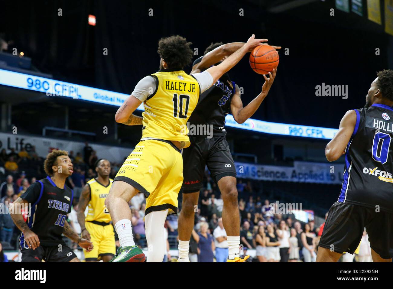 London, Canada. 23rd May, 2024 The London Lightning lead the Kitchener ...