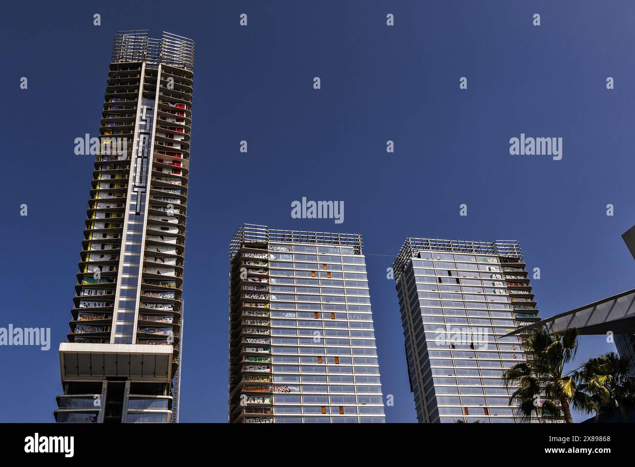 Los Angeles, USA. 22nd May, 2024. The abandoned Oceanwide Plaza towers ...