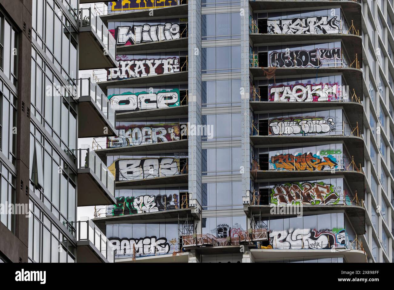 Los Angeles, USA. 23rd May, 2024. The abandoned Oceanwide Plaza towers ...