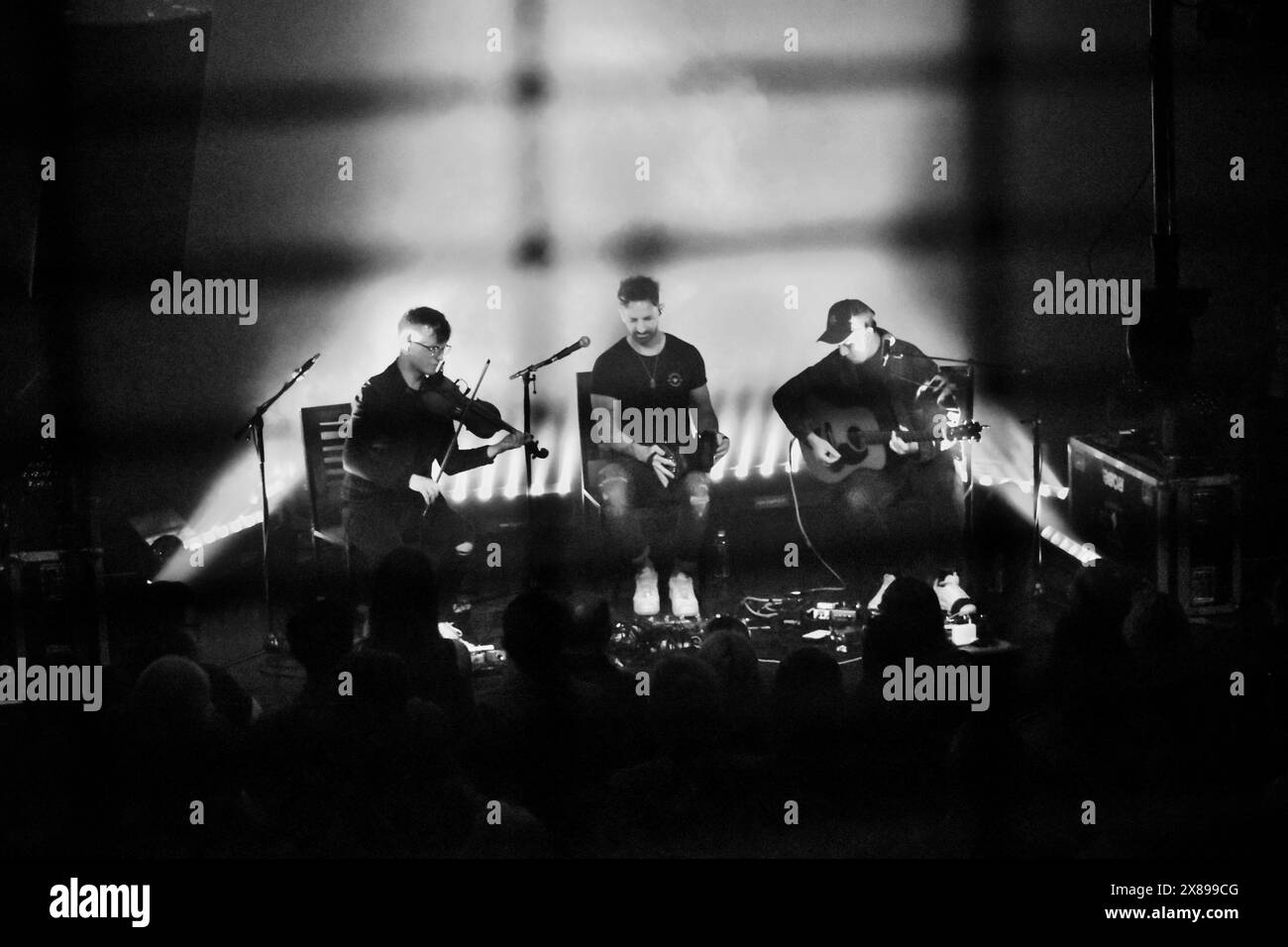 Charlie galloway musician hi-res stock photography and images - Alamy