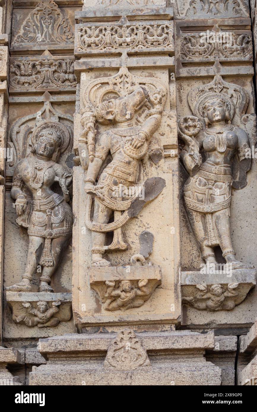Sculpture of Varaha and Dancing Apsara on the Kedareshwara Temple ...