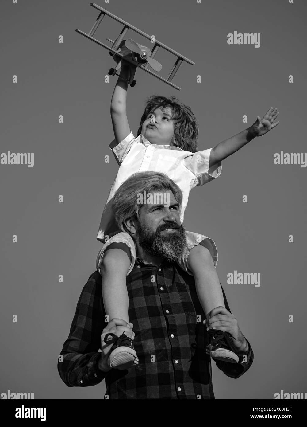 Father and son happy family. Kid boy pilot Stock Photo - Alamy