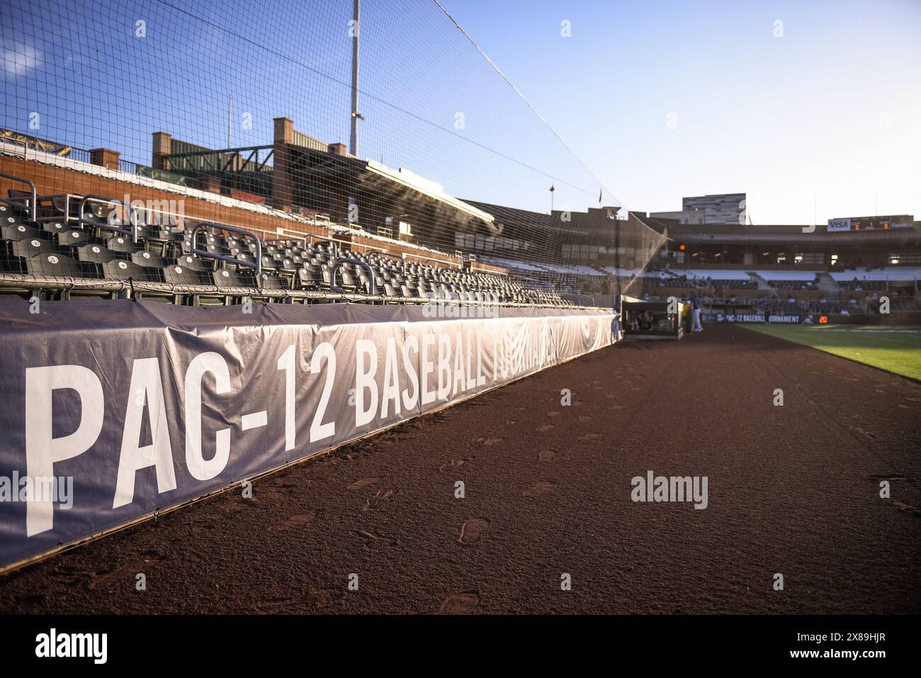 General view of the ballpark as the Washington Huskies play against the ...