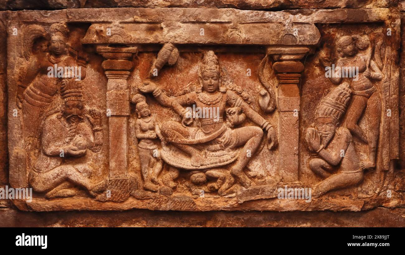 Sculpture of Lord Shiva as Dakshinamurti with Two Sage by Side, Sri ...