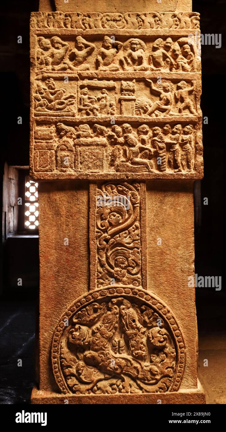 Hindu mythologycal hi-res stock photography and images - Alamy