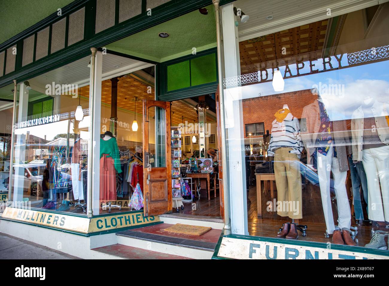 Bellingen town centre hi-res stock photography and images - Alamy