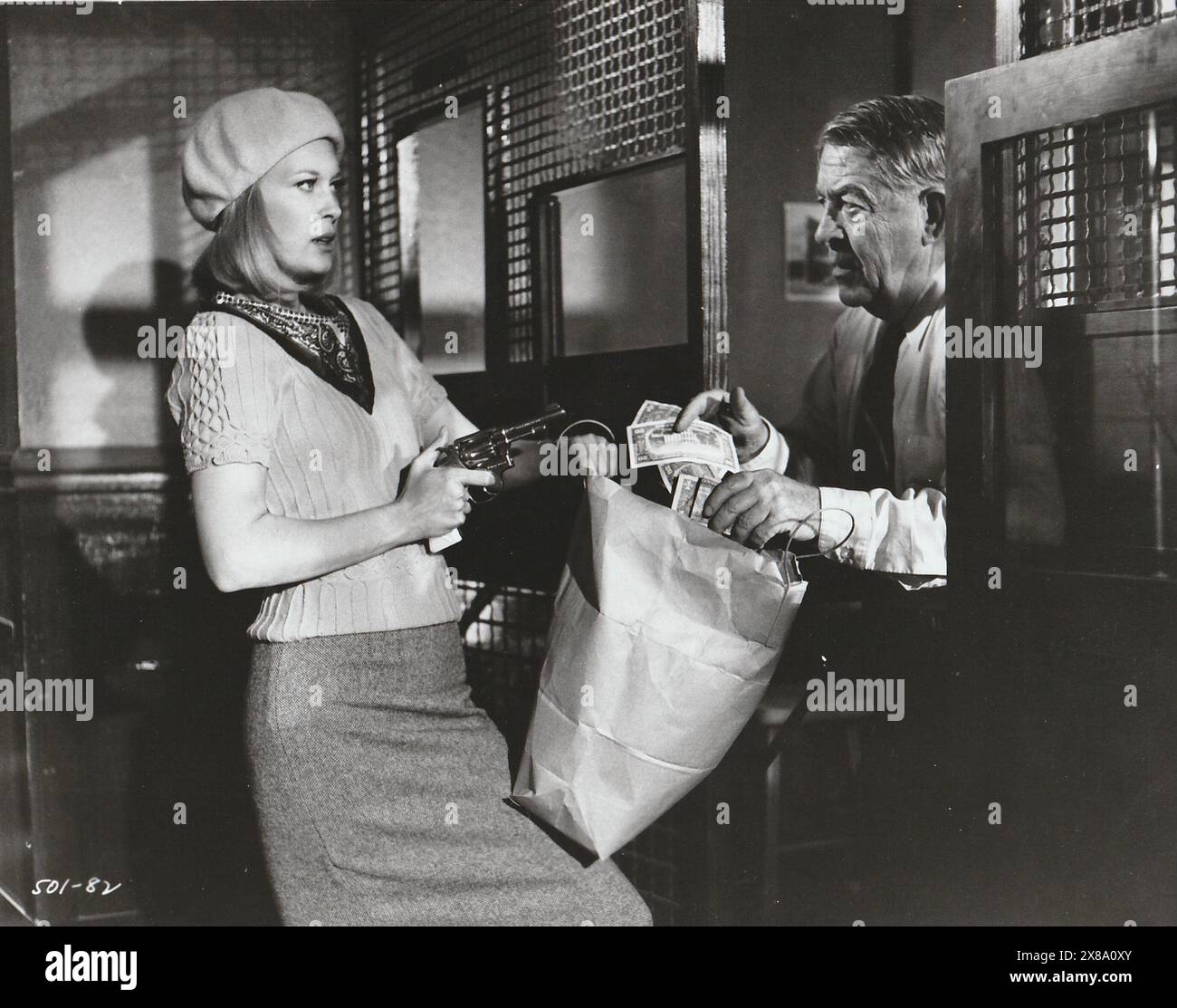 Bonnie and Clyde (Warner Brothers, 1967).starring Warren Beatty and ...