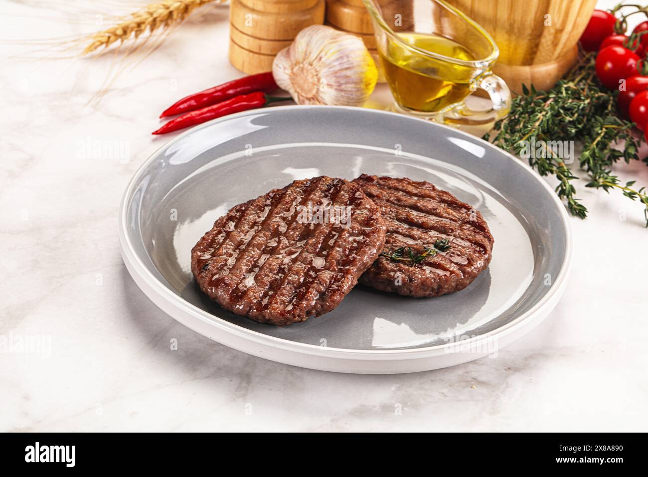 Grilled beef minced meat cutlet for burger Stock Photo - Alamy