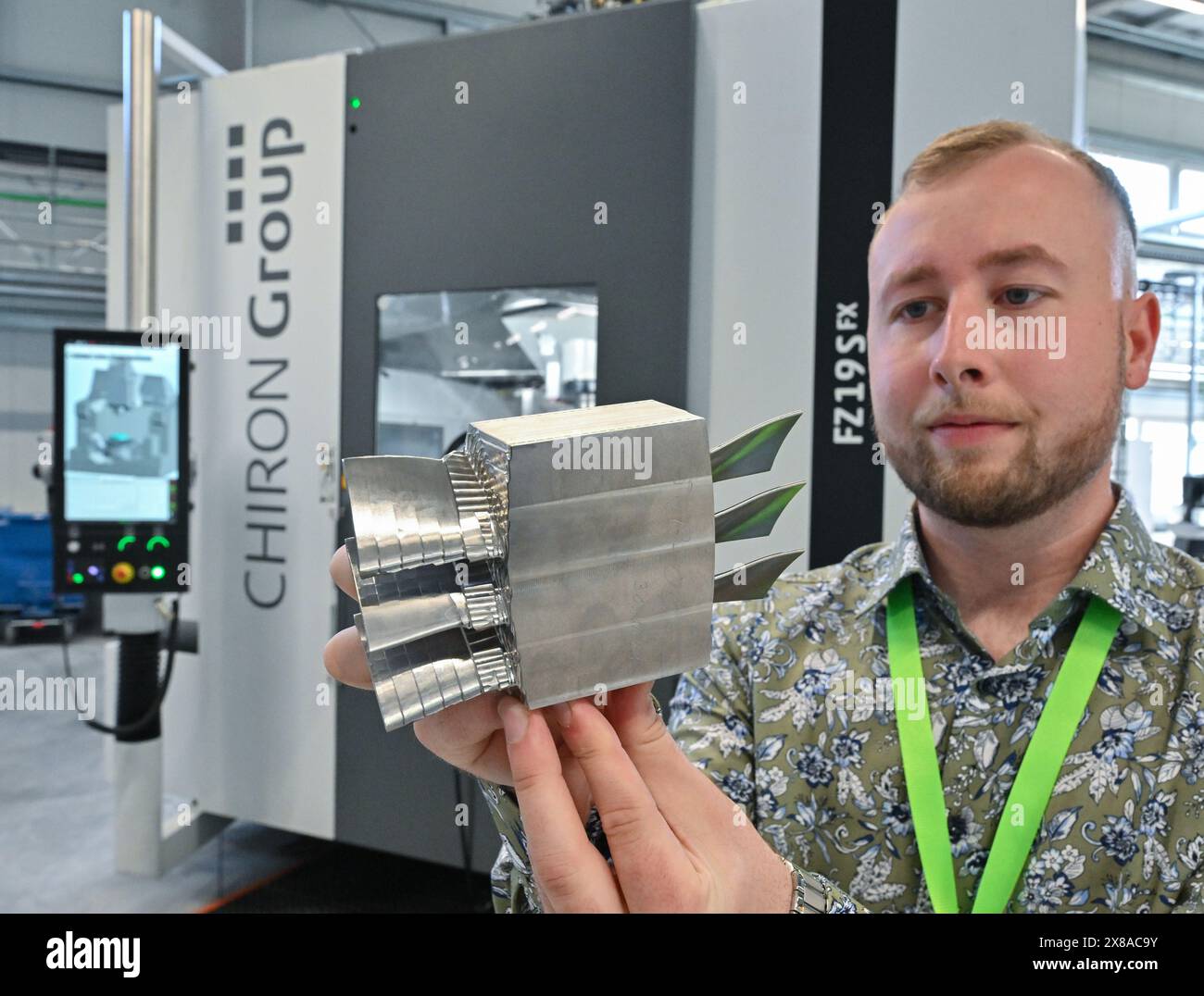 Cnc milling university hi-res stock photography and images - Alamy