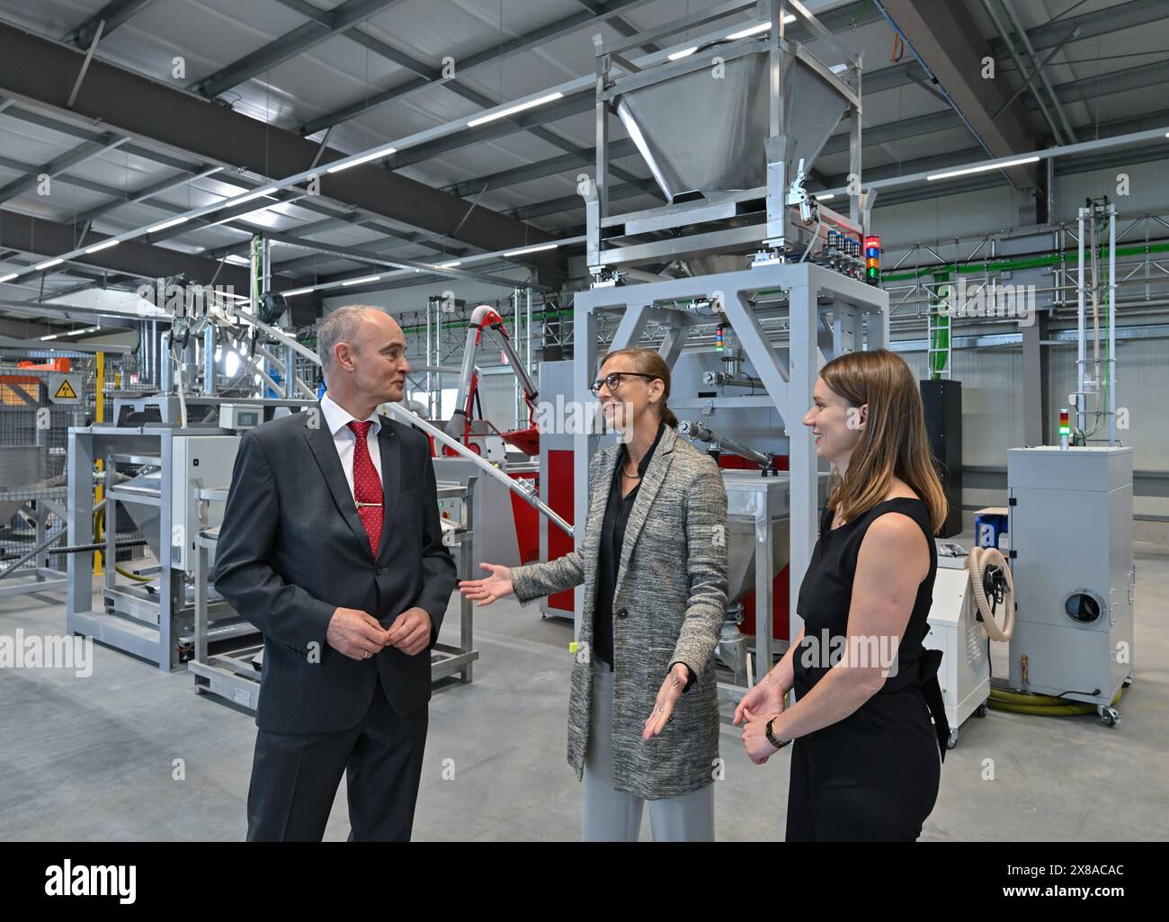 24 May 2024, Brandenburg, Cottbus: Gesine Grande (M), President of Cottbus-Senftenberg ...