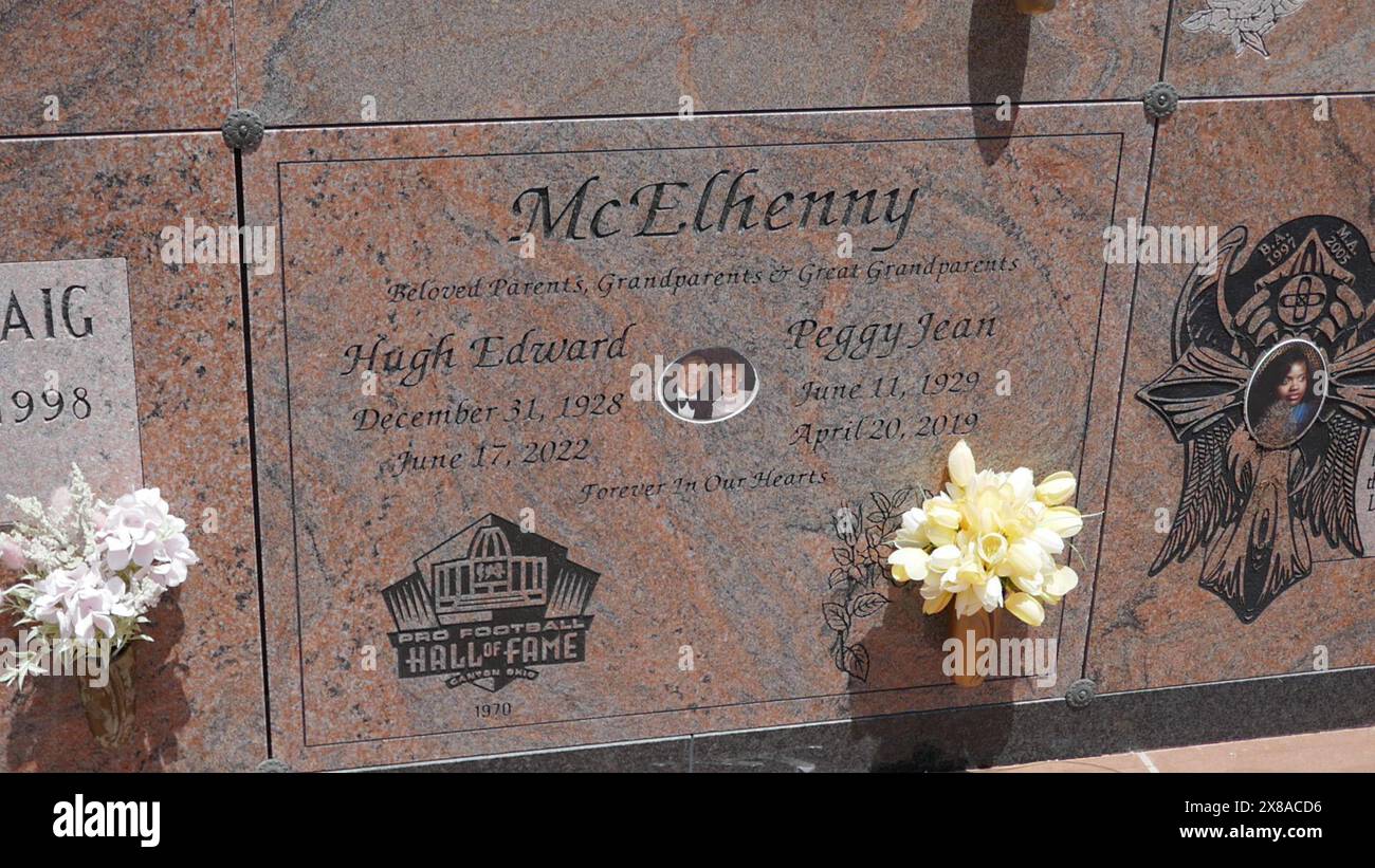 Las Vegas, Nevada, USA 14th May 2024 Hall of Fame Professional Football Player Hugh Edward ...