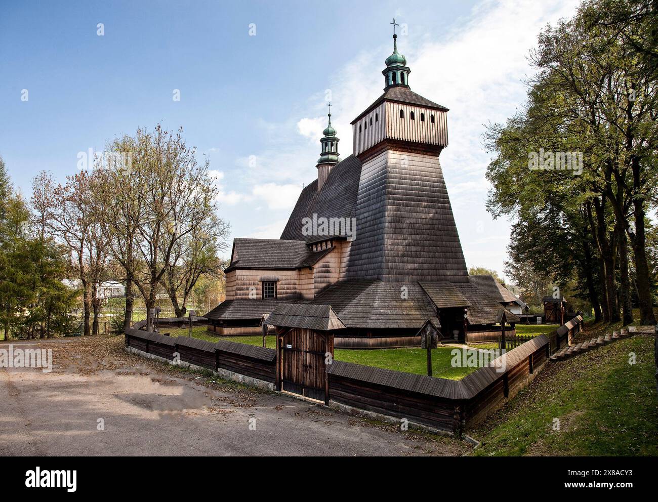 Biggest wooden church hi-res stock photography and images - Alamy