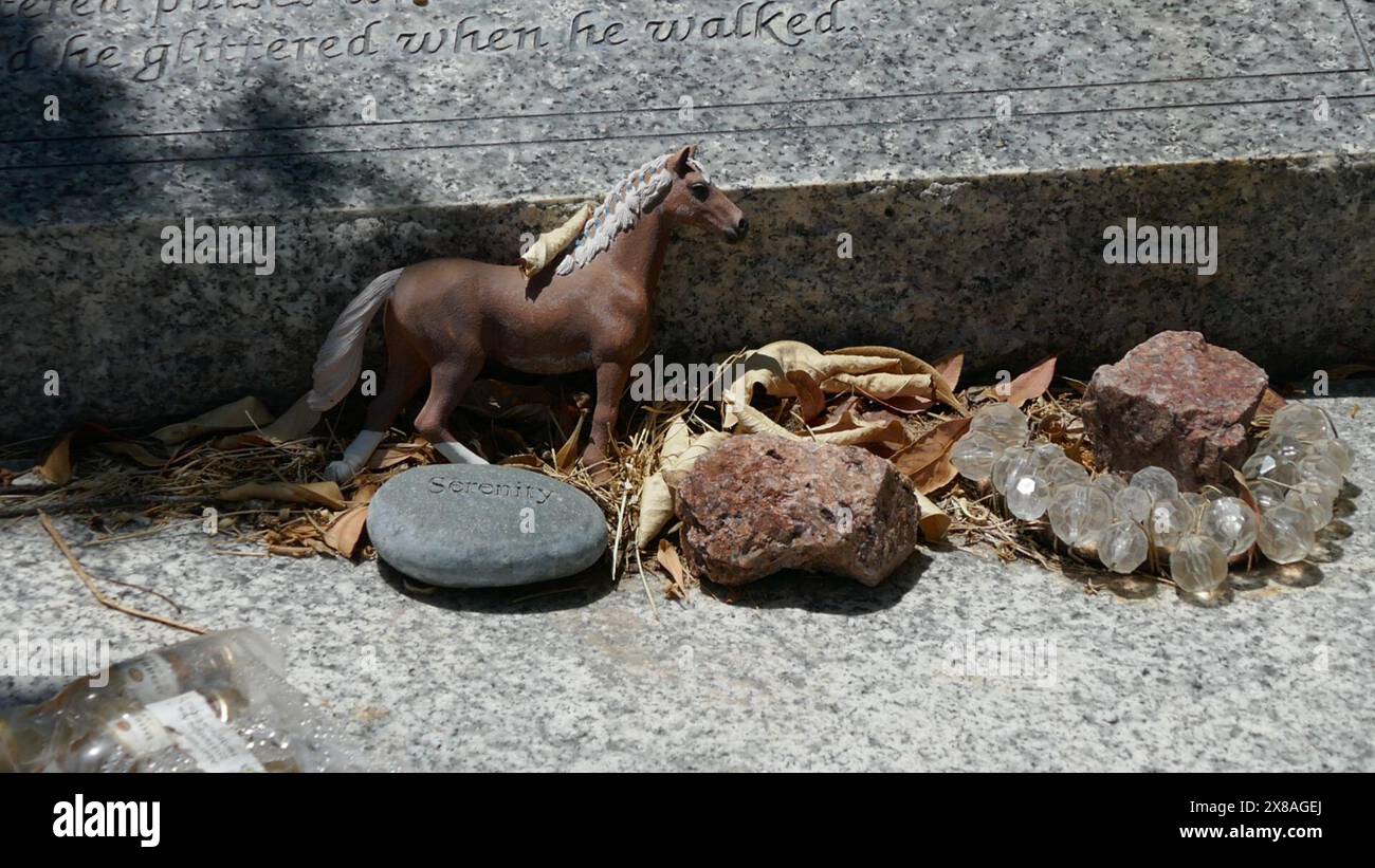 Las Vegas, Nevada, USA 14th May 2024 Actor Tony Curtis Grave in Legacy ...