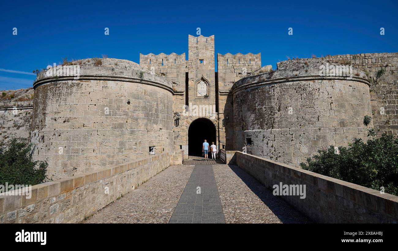 Emery d 'Amboise gate, Rhodes city wall, Large stone gate of a medieval ...