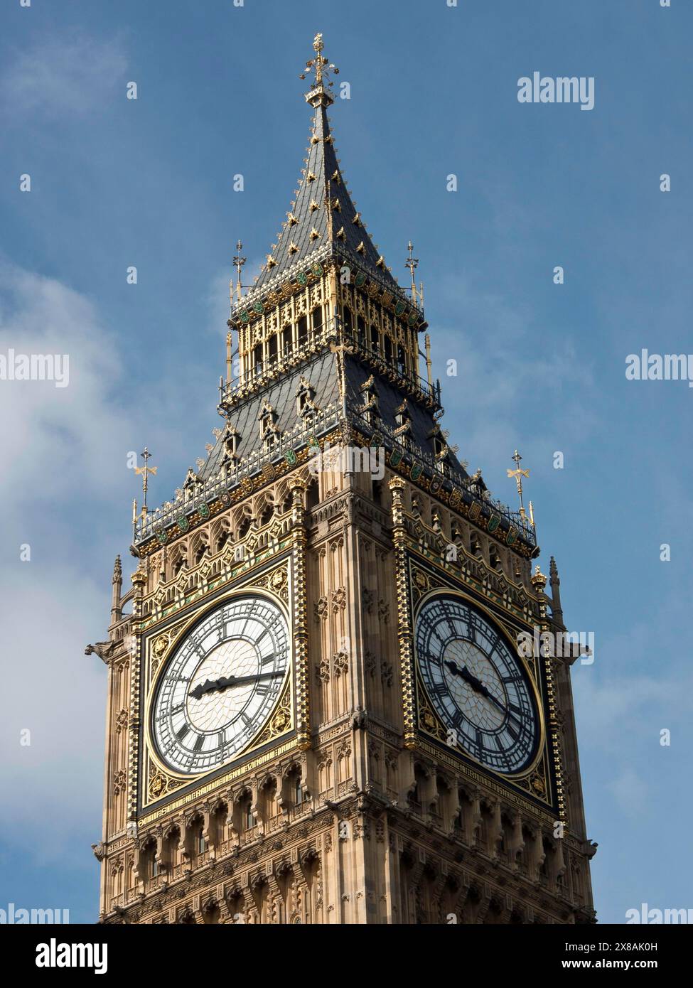 Close-up of the upper part of the Big Ben tower with clearly visible ...