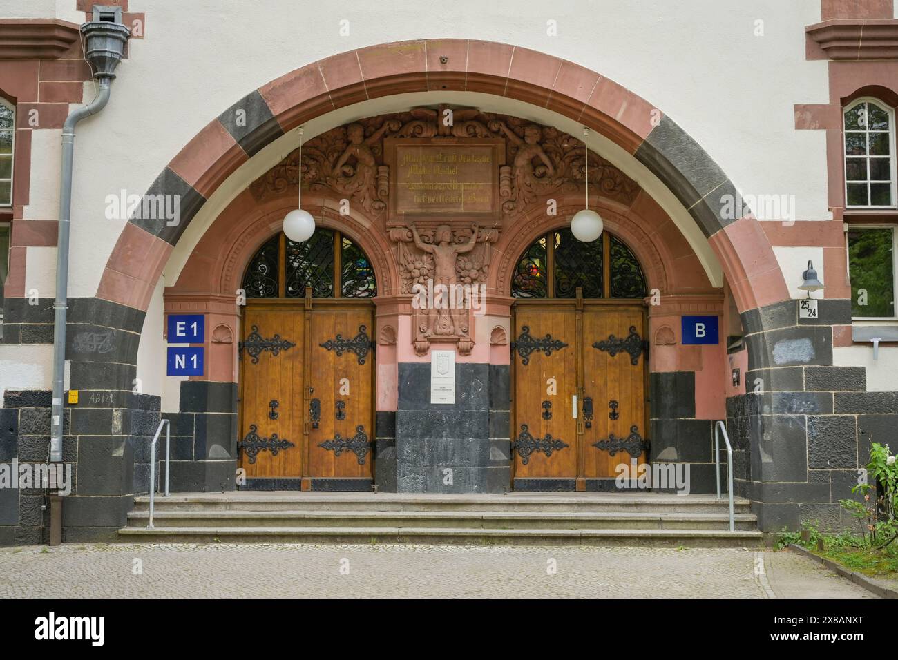 Schadow gymnasium hi-res stock photography and images - Alamy