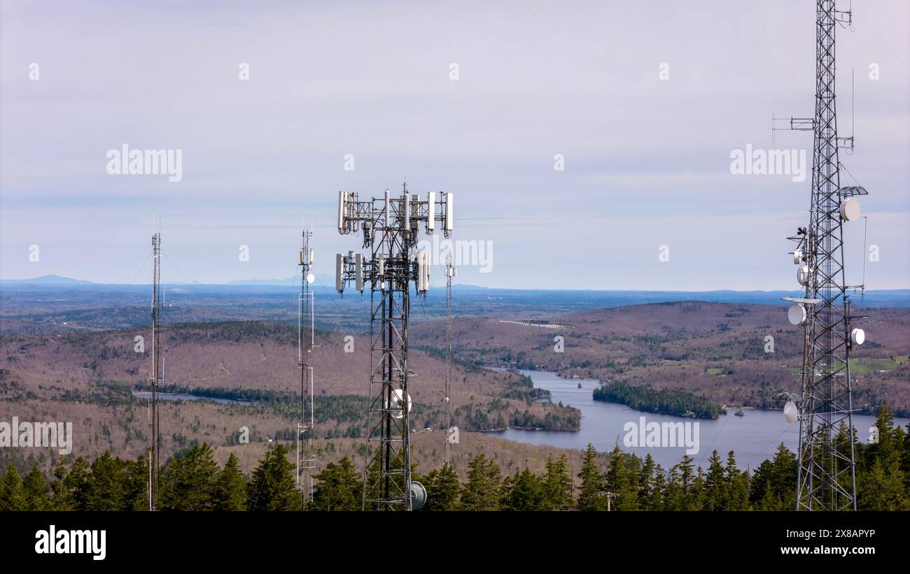 A series of radio, TV and cell towers on top of a mountain in Maine Stock Photo - Alamy