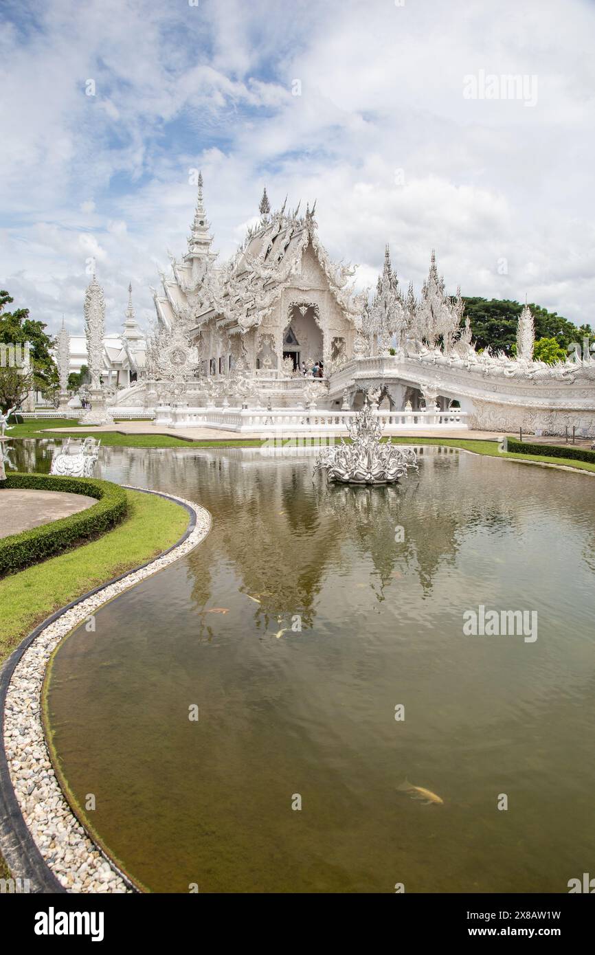 Iconic white temple in Chiang Rai during cloudy day Stock Photo - Alamy