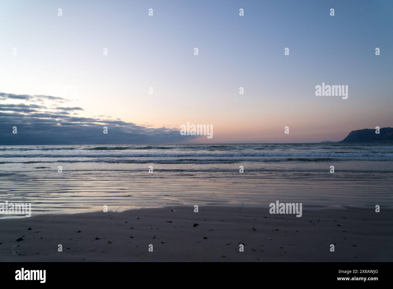 Serene backdrop of distant waves hi-res stock photography and images ...