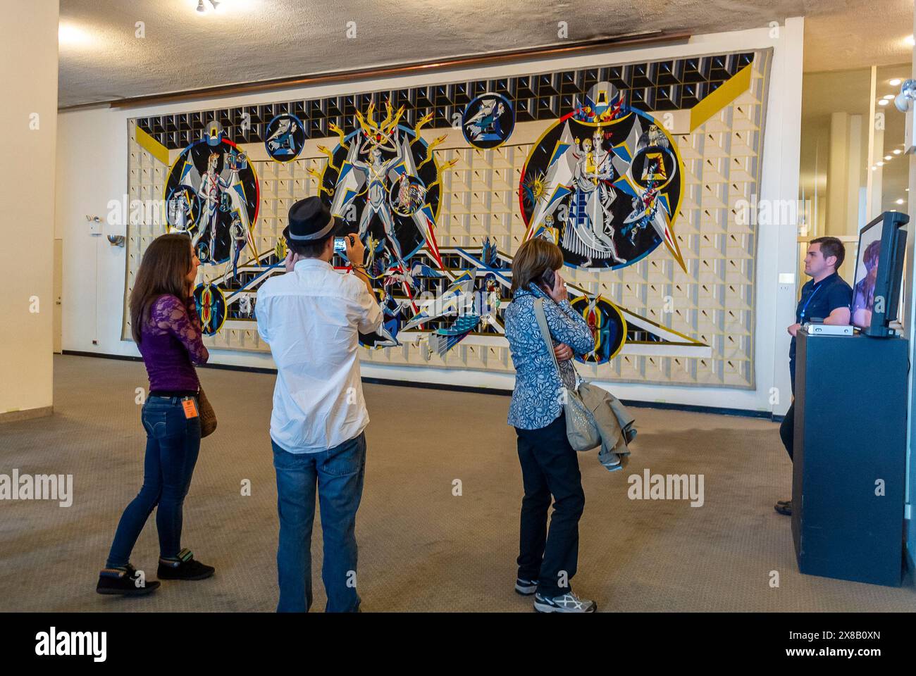 New York City, NY, USA, Group People, Tourists from Behind, Visiting ...