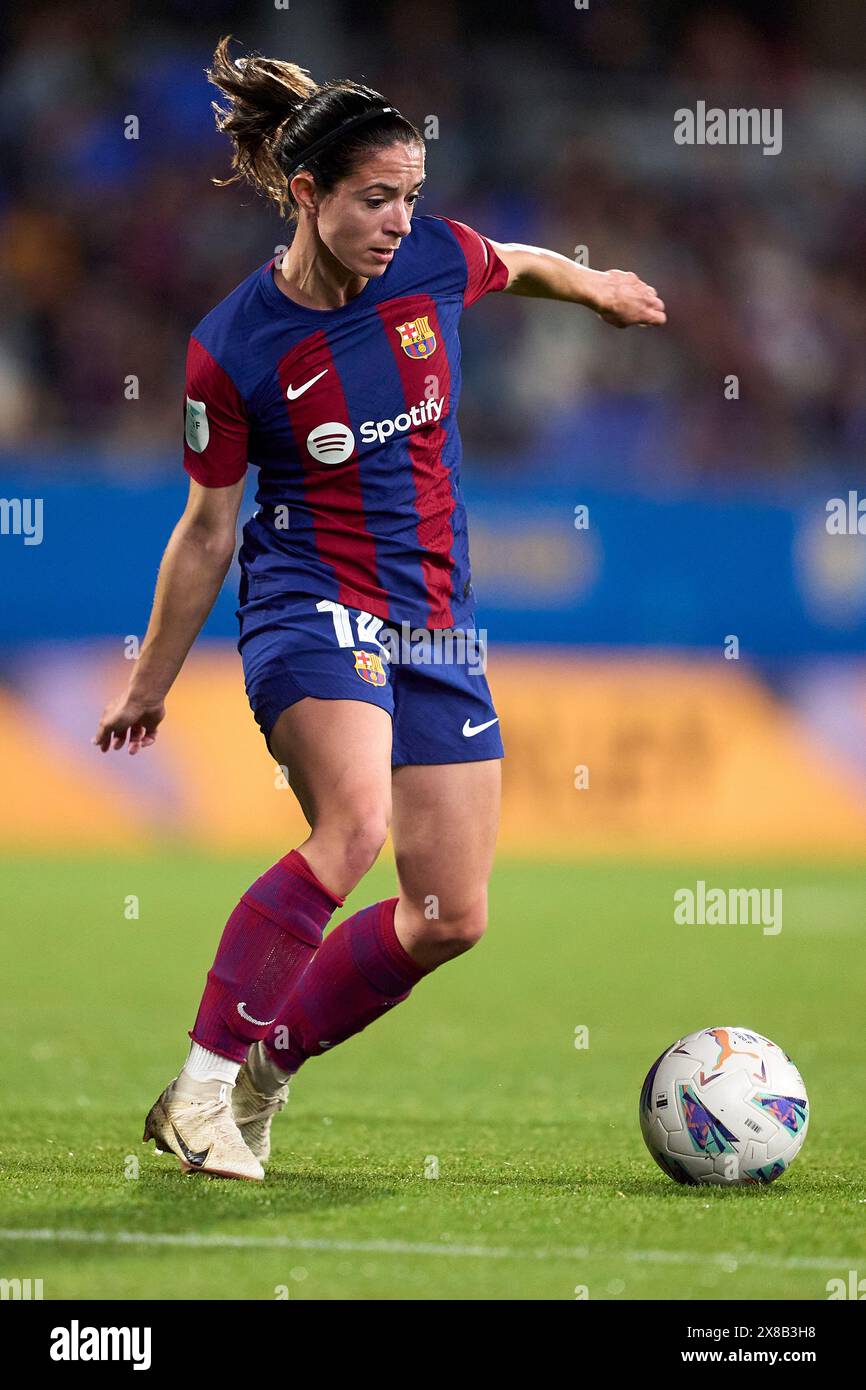 Aitana Bonmati of FC Barcelona runs with the ball during the La Liga F ...