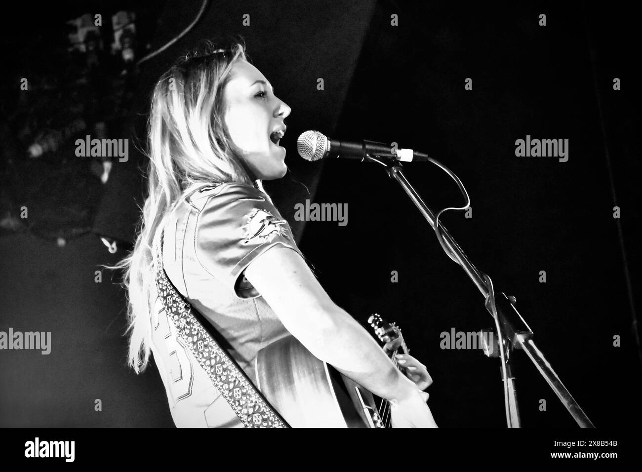 Sheffield born indie artist Harriet Rose pictured performing live in ...