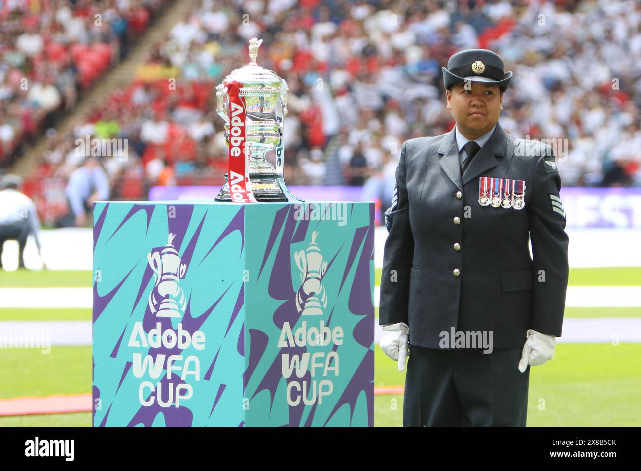 Women's FA Cup trophy Adobe FA Women's Cup final, Manchester United ...