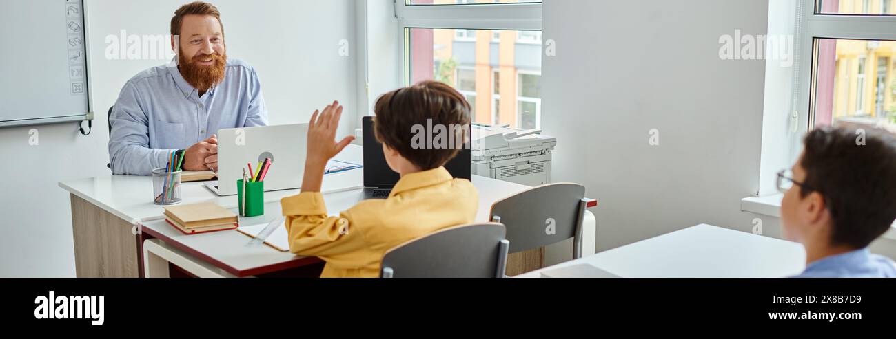 Interactive whiteboard school hi-res stock photography and images - Alamy