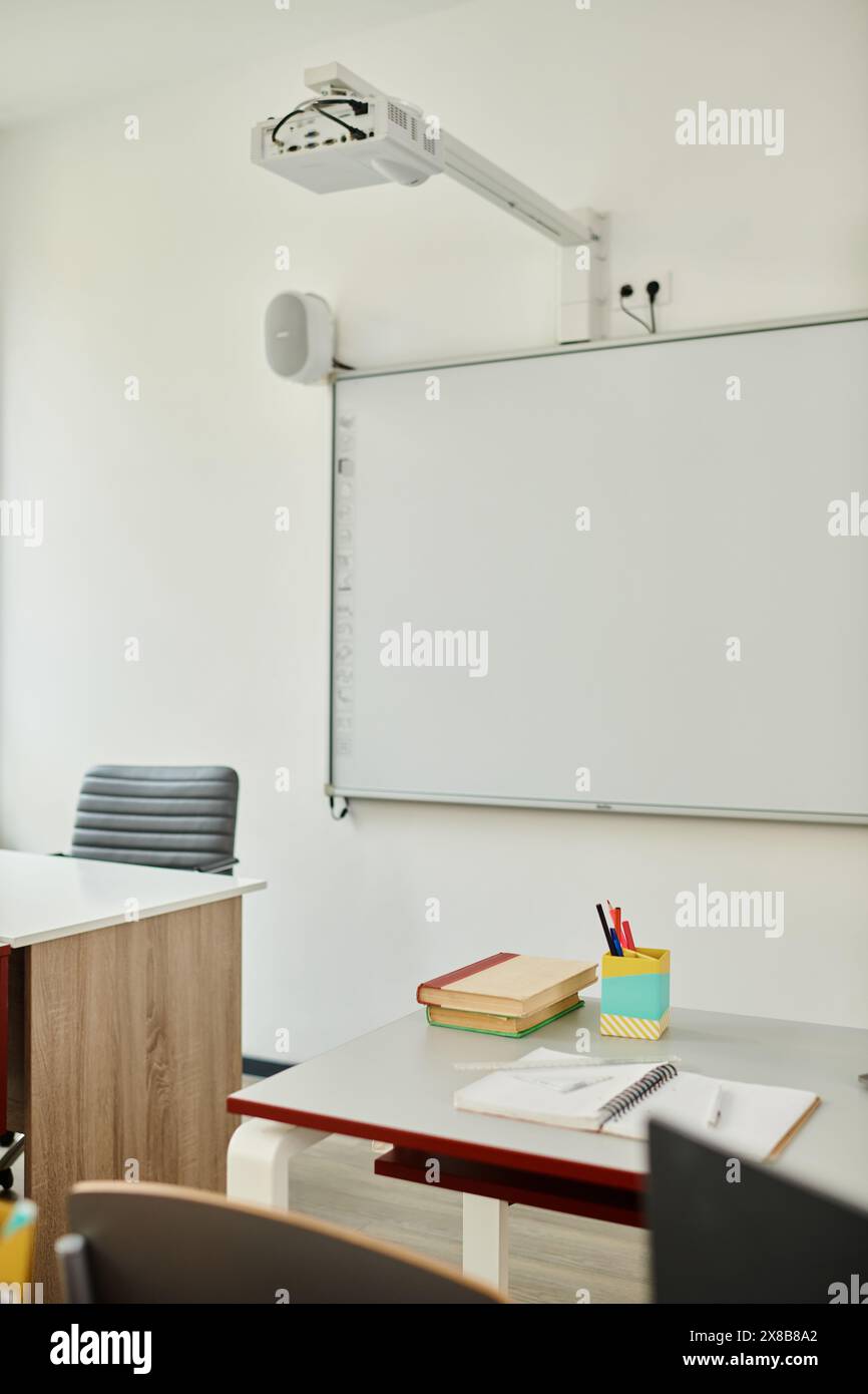 Teacher classroom board children hi-res stock photography and images ...