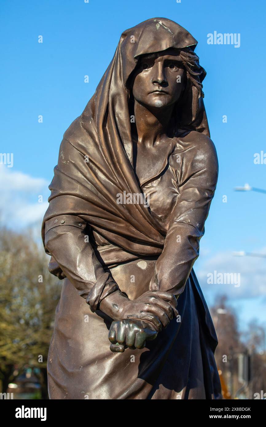 Stratford-Upon-Avon, UK - February 12th 2024: A sculpture of Lady ...