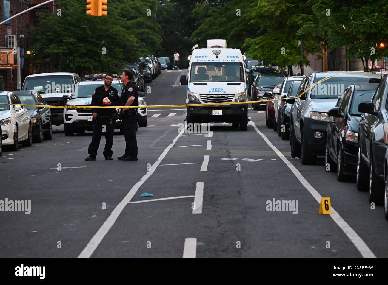 Crime scene unit nypd crime scene unit hi-res stock photography and ...