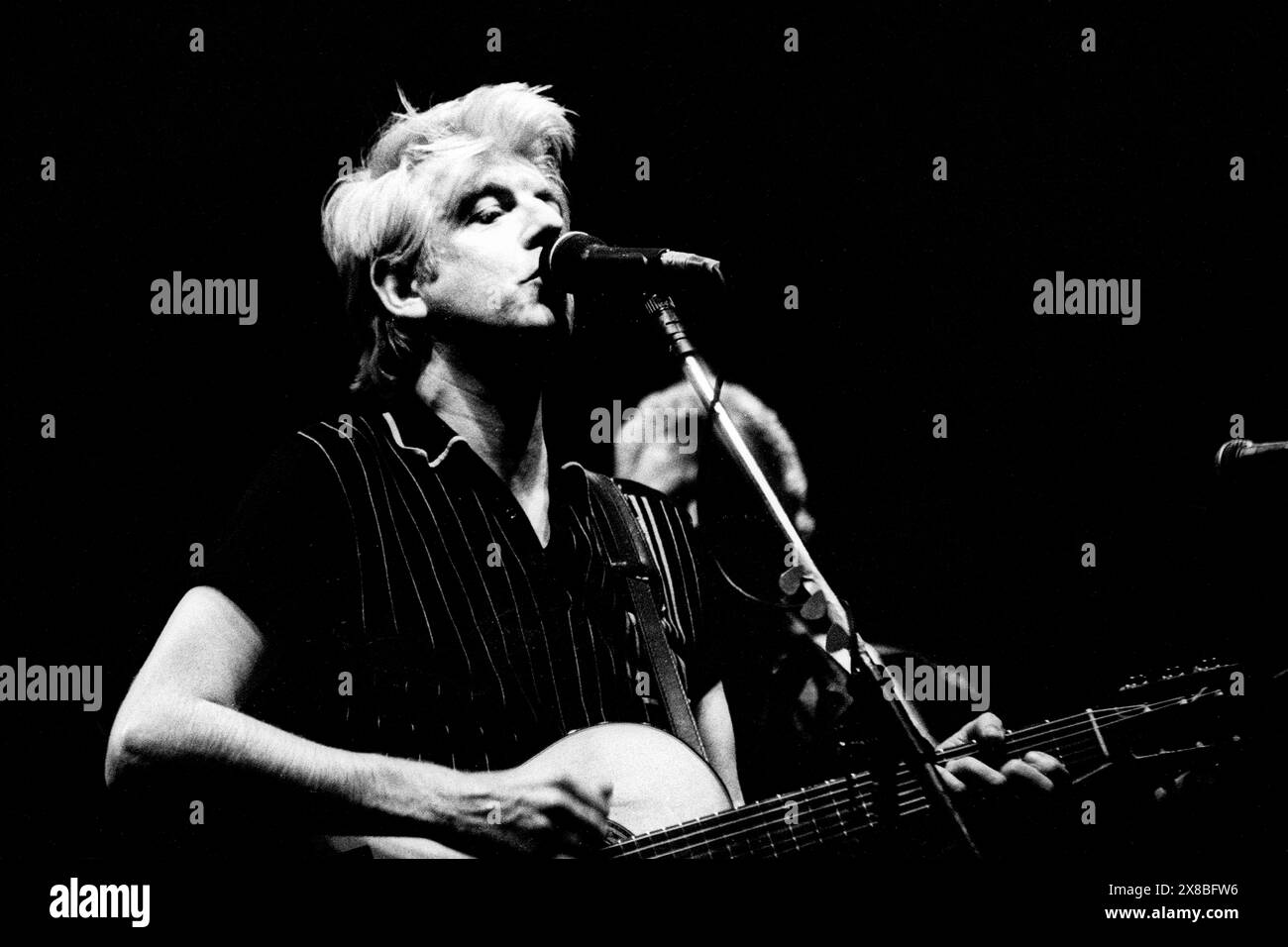 TIM FINN, ACOUSTIC STAGE, GLASTONBUTY 95: Tim Finn with his 90s ...